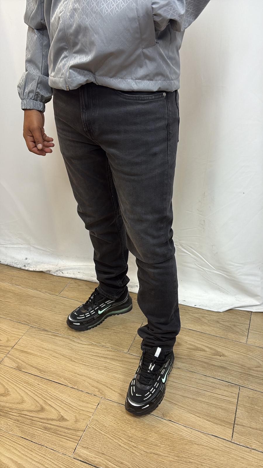 Jean Calvin Klein gris foncer – MACADAM PARIS